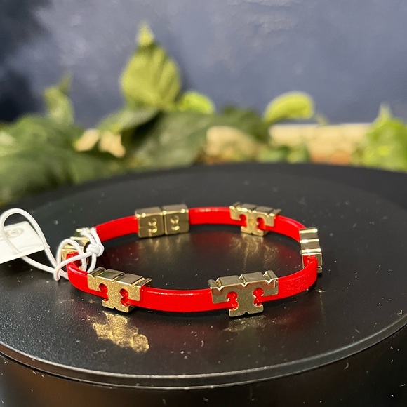 Tory Burch | Jewelry | Nwt Tory Burch Red Eleanor Leather Bracelet ...